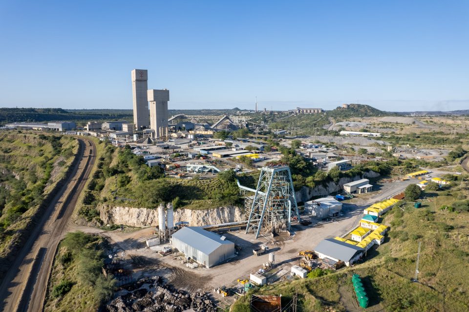 PALABORA VENTILATION SHAFT REACHES A DEPTH OF 800 M - Logistics African ...